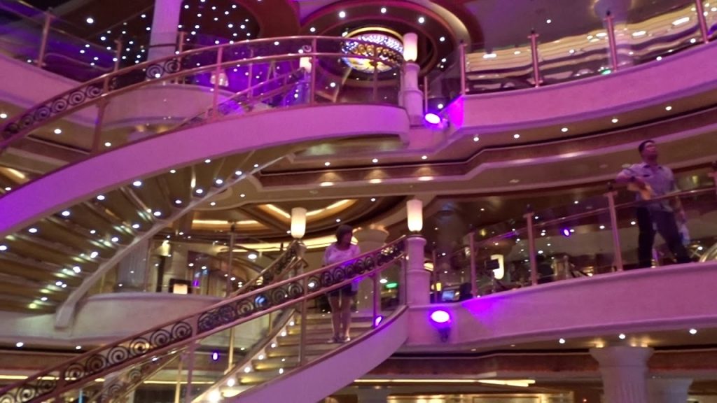 Crown Princess, una elegancia “clásica” | Cruising Journal