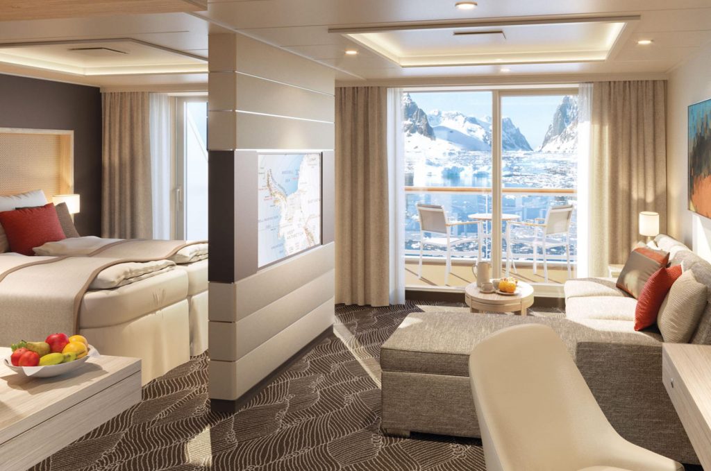 Lindblad presenta National Geographic Resolution | Cruising Journal