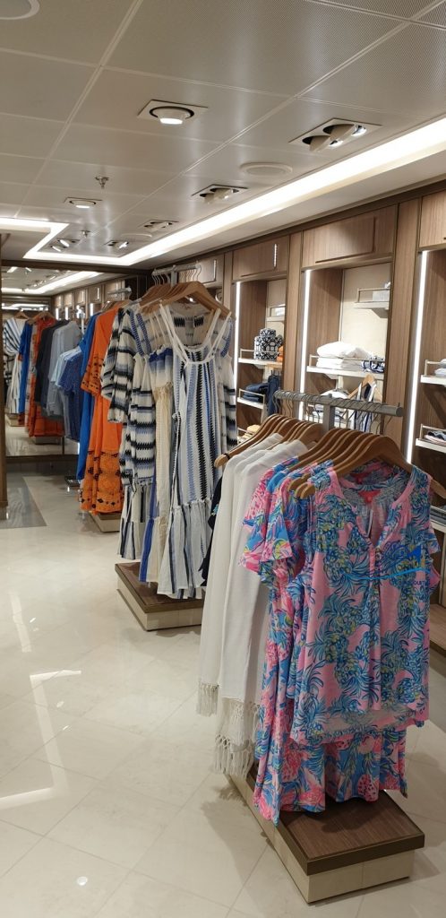 Silversea: all the photos of Silver Moon | Cruising Journal