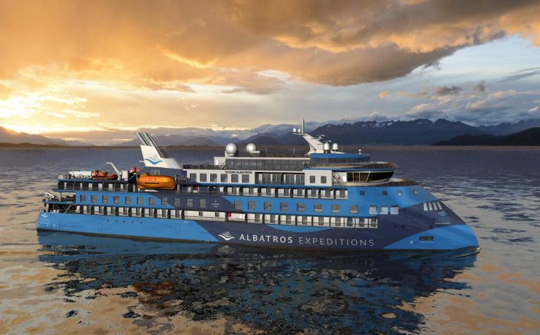 Albatros Expeditions: Gold Award for environment | Cruising Journal