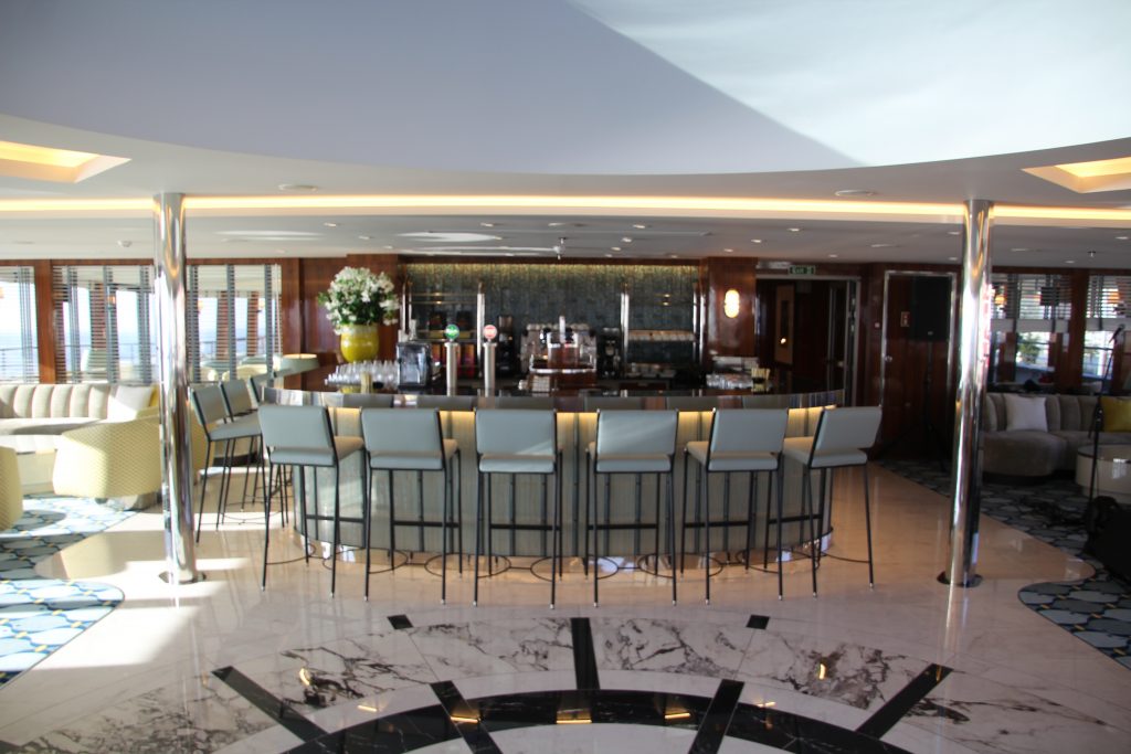 Introduction to the World Traveller | Cruising Journal