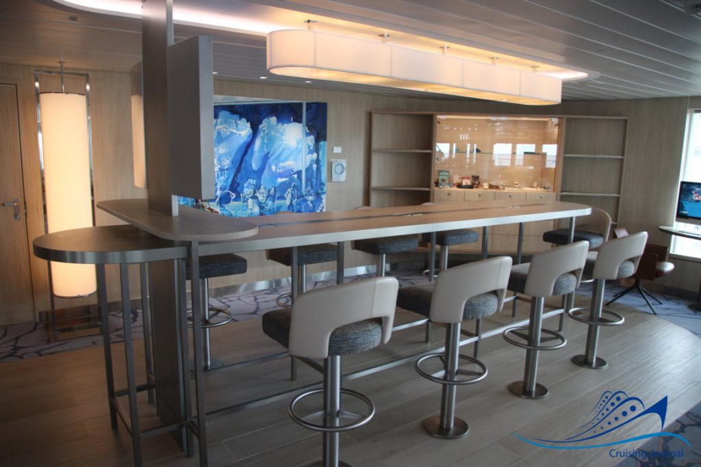 National Geographic Resolution: The Photo Gallery | Cruising Journal