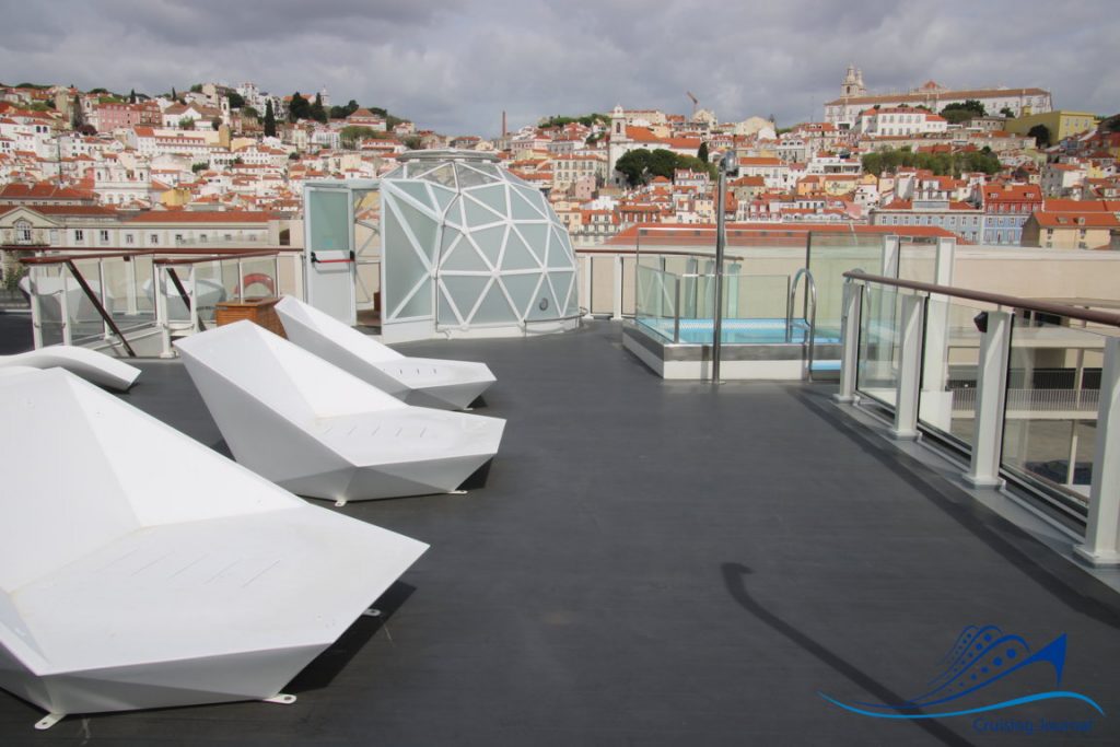 National Geographic Resolution: The Photo Gallery | Cruising Journal