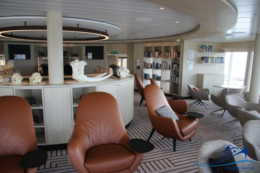 National Geographic Resolution: The Photo Gallery | Cruising Journal