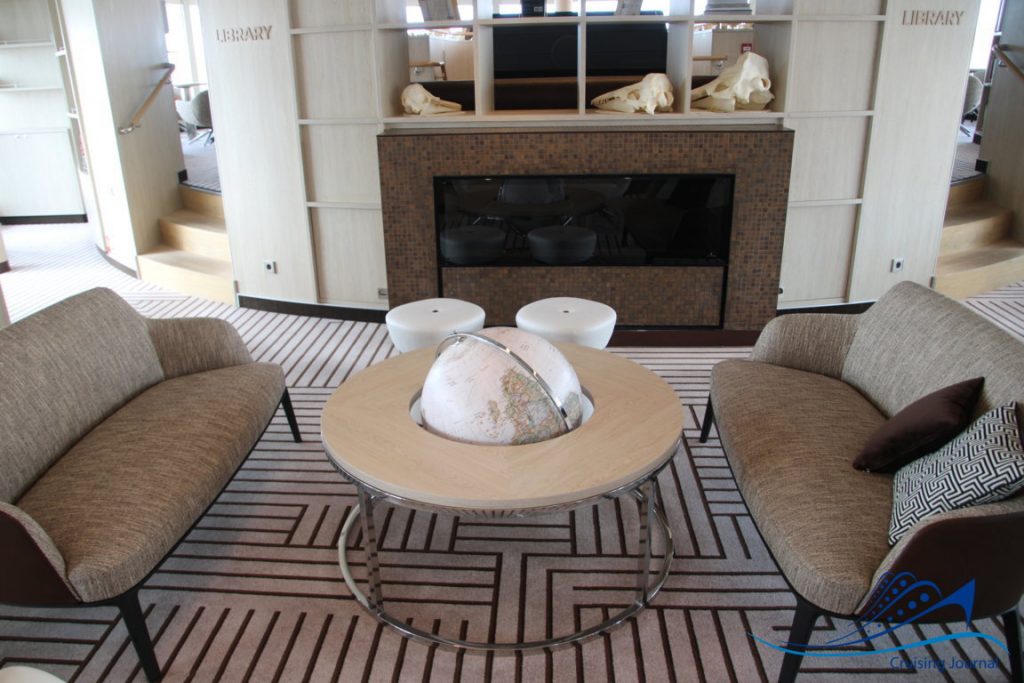 National Geographic Resolution: The Photo Gallery | Cruising Journal