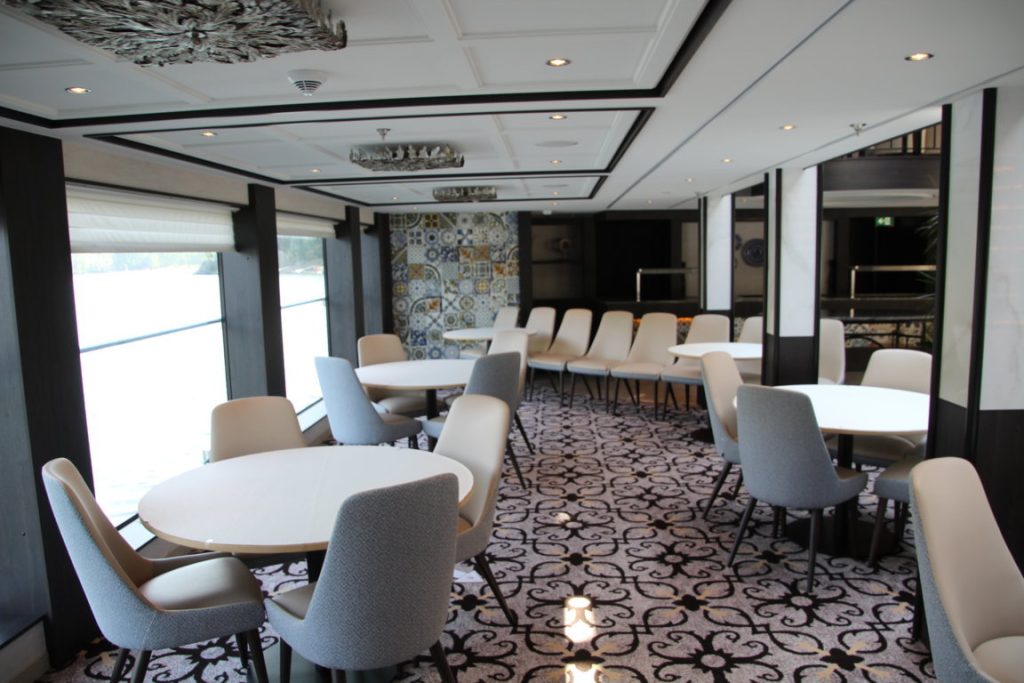 MS Andorinha: The Complete Photo Album | Cruising Journal