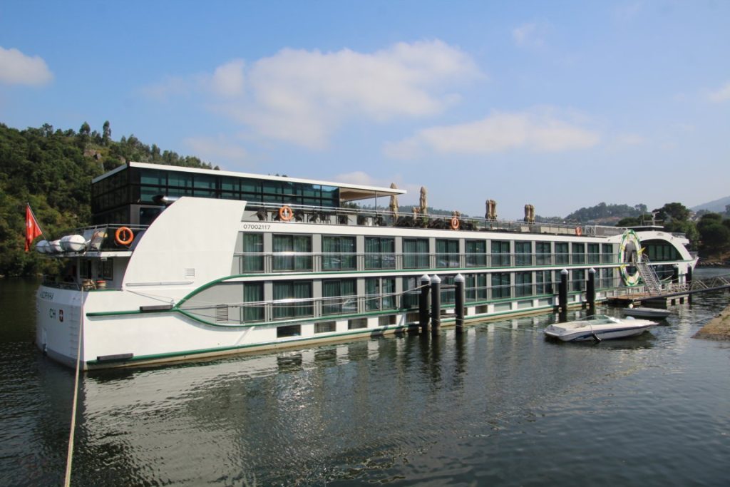 MS Andorinha: The Complete Photo Album | Cruising Journal